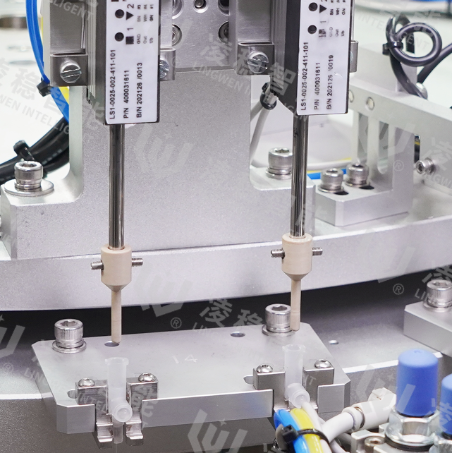 Automatic Assembly Machine for IV Cannula with Injection Port from ...